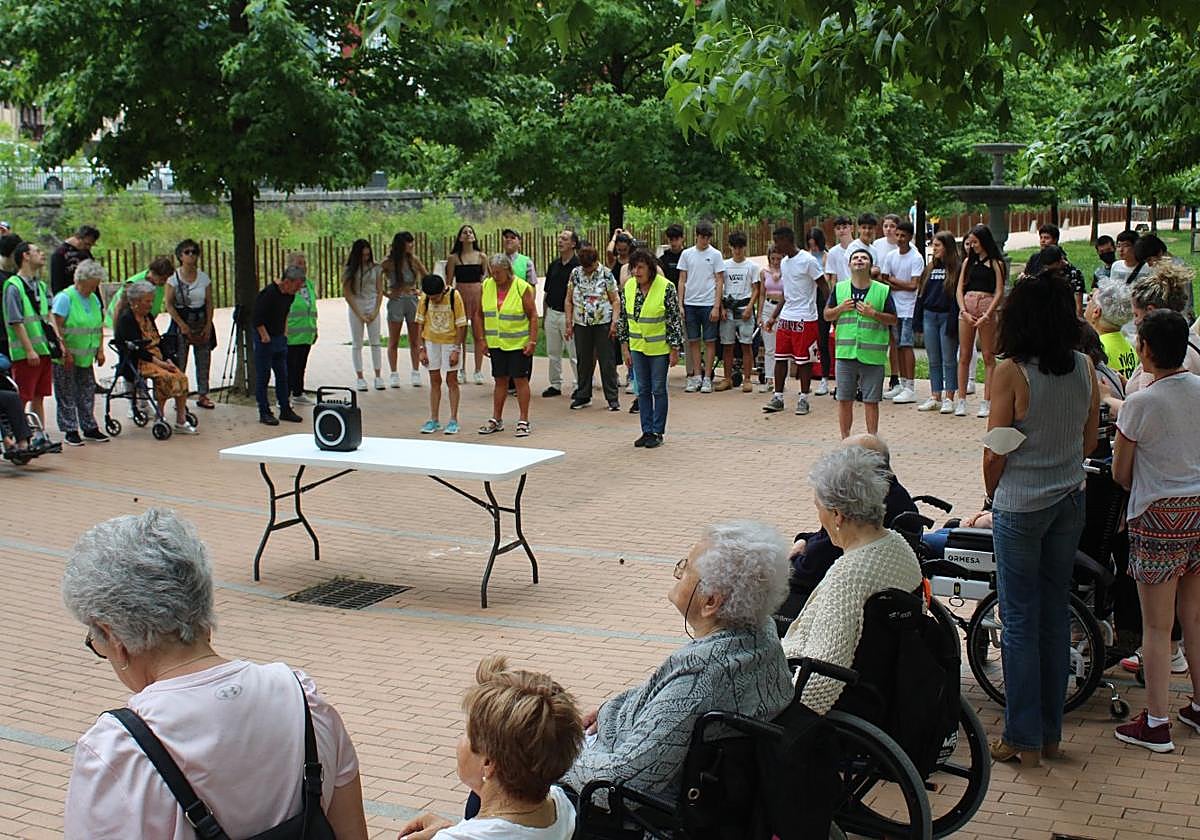 La gran familia de Mugi | El Diario Vasco